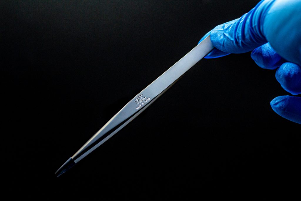 Rubber-tipped Tweezer - Piezo Parts Co.,Ltd.